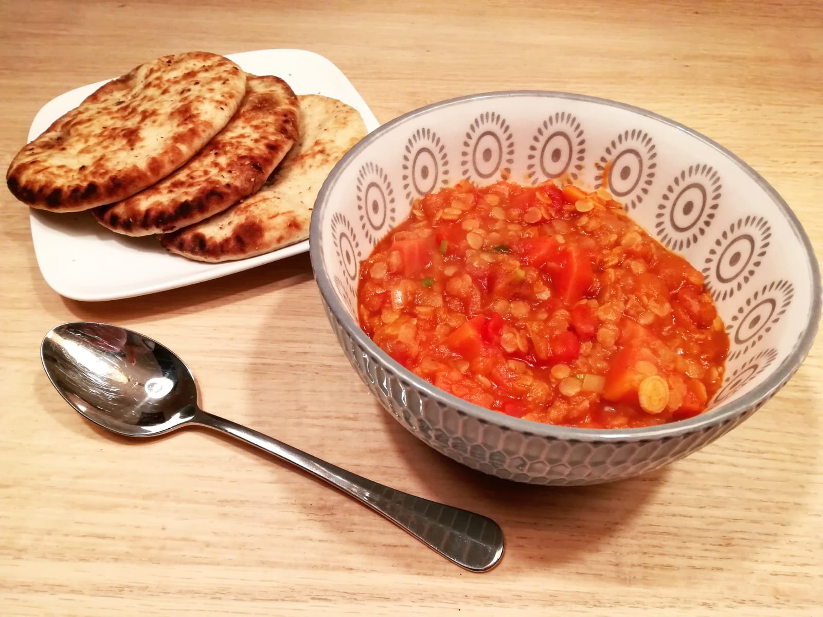 Curry met gele linzen en wortel - nietweerpizza.nl